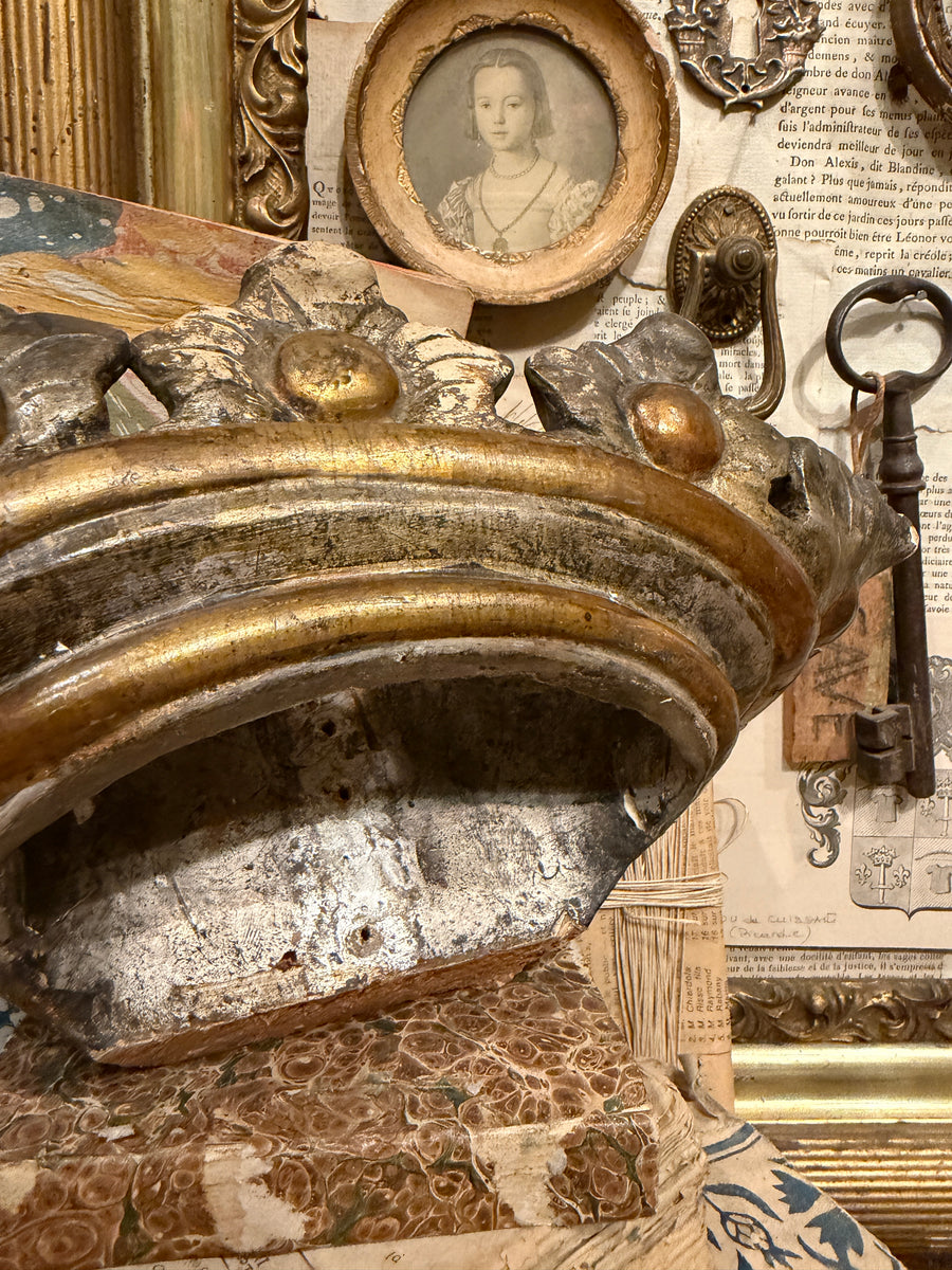 RARE 1700s Antique French Gilt Wood Crown – Monahan Papers