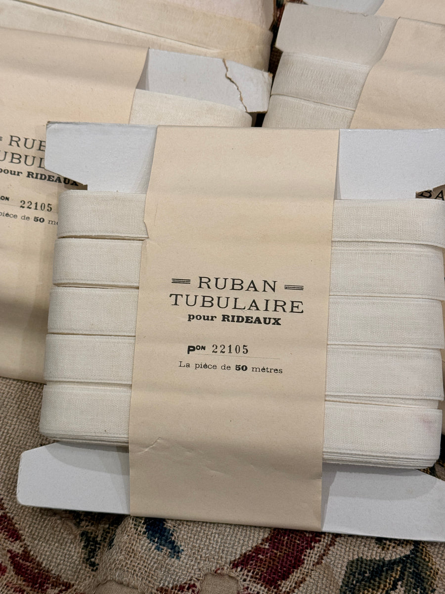 Antique Ruban Tubulaire pour Rideaux – Monahan Papers