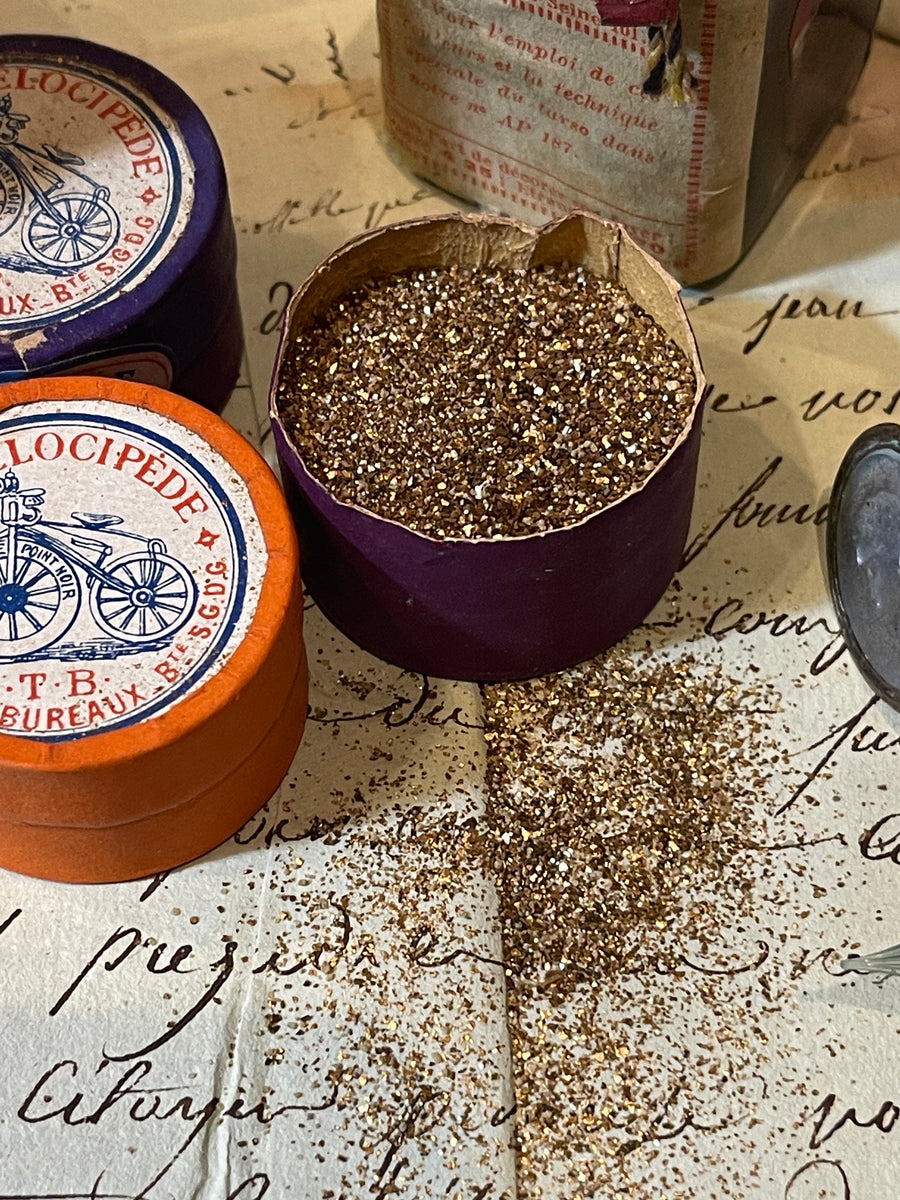 EXTREMELY RARE Pounce in Original French Containers – Monahan Papers