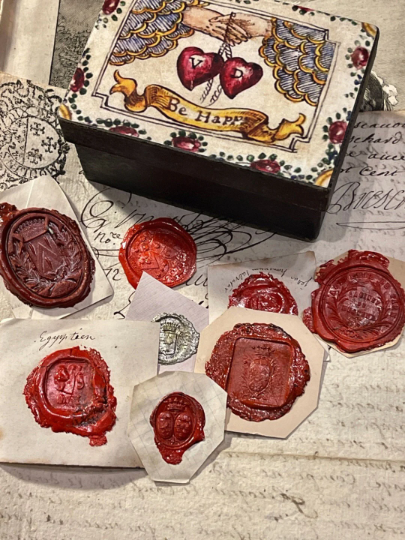 3.25” British Be Happy Paper Mache rectangle Box – Monahan Papers